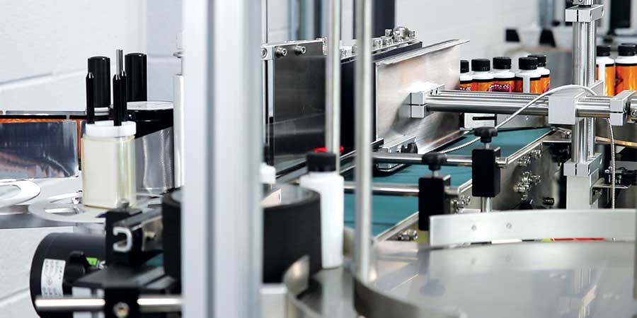 4 Advantages of an Automatic Tabletop Label Applicator